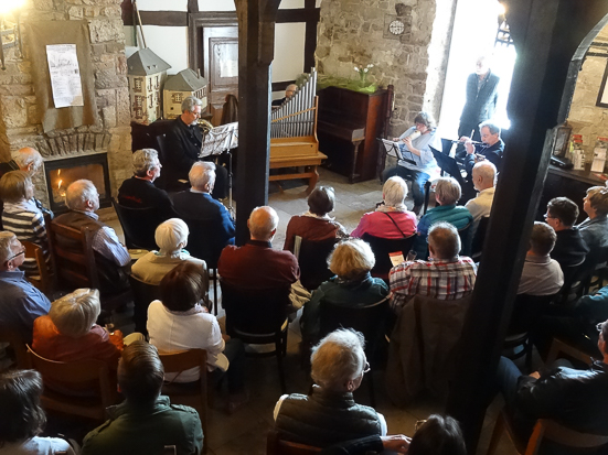Luther im Homberger Schloss - Oberhessen-Live